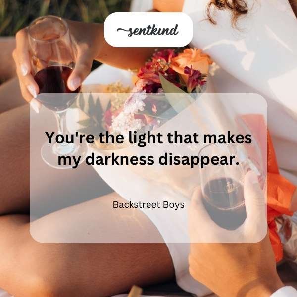 100+ Best Romantic Song Lyrics You Can Quote to Share With Your Love